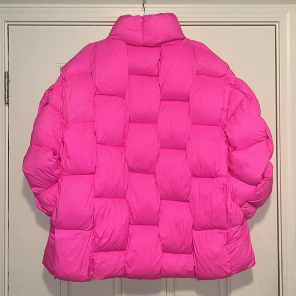 AKIRA | Jackets & Coats | New Hot Pink Puffer Coat With Straps Inside ...